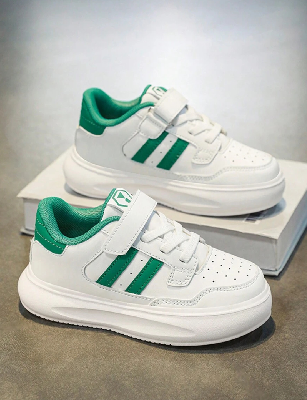 Adidasi Shein Kids, alb 547527 | evendi.ro